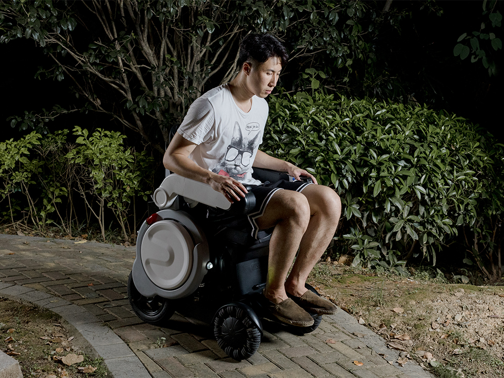 Issues to keep in mind when driving a power chair - Fujian Secure ...